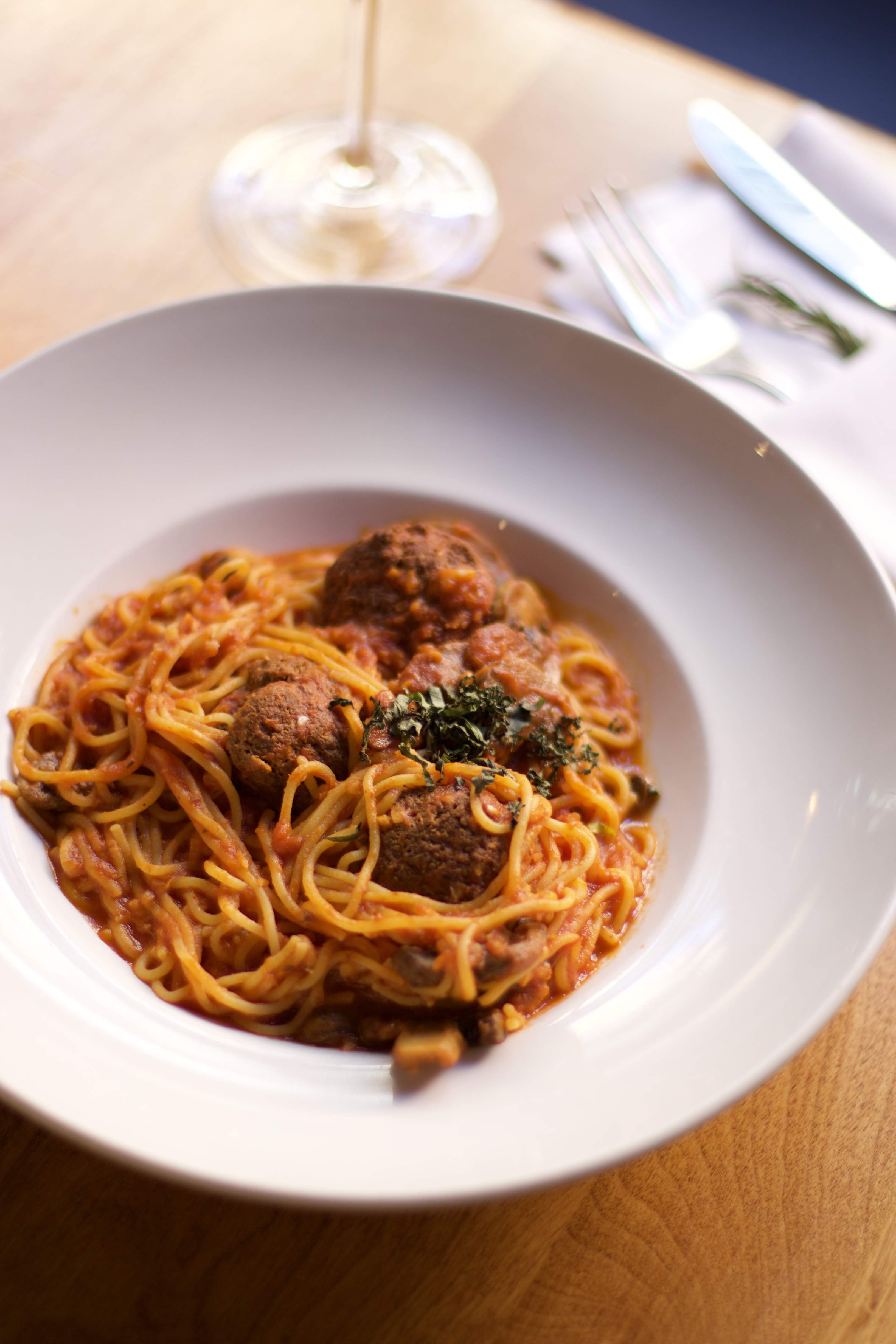 Pink at Caffe Boa [Food is the New Black] – Boardroom Blonde